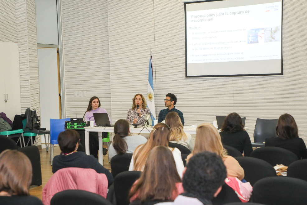 El Ministerio de Salud presentó la nueva guía de atención de alacranismo